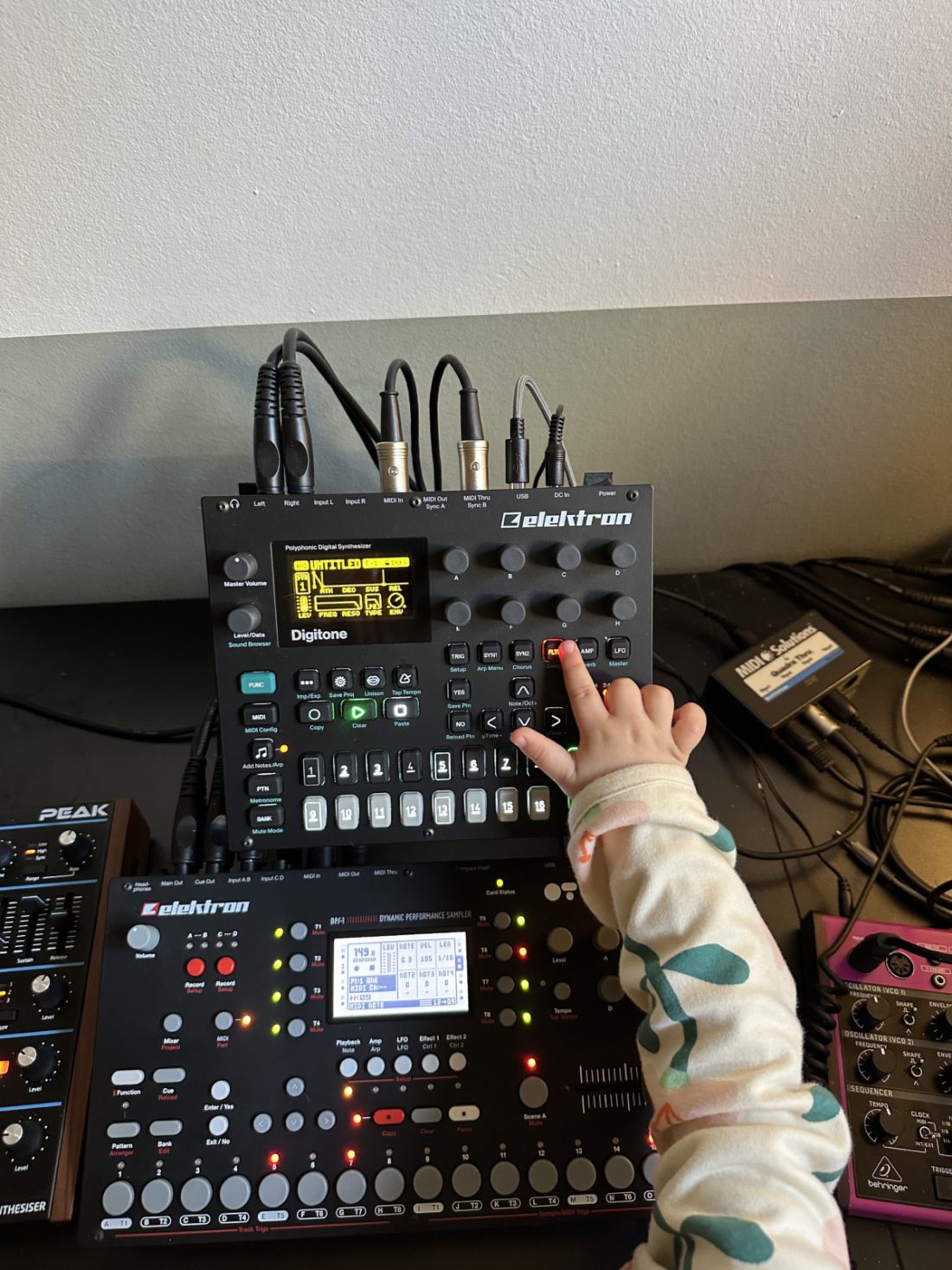 IA MIX 381 IA MIX 381 Gamma Intel - Inverted Audio