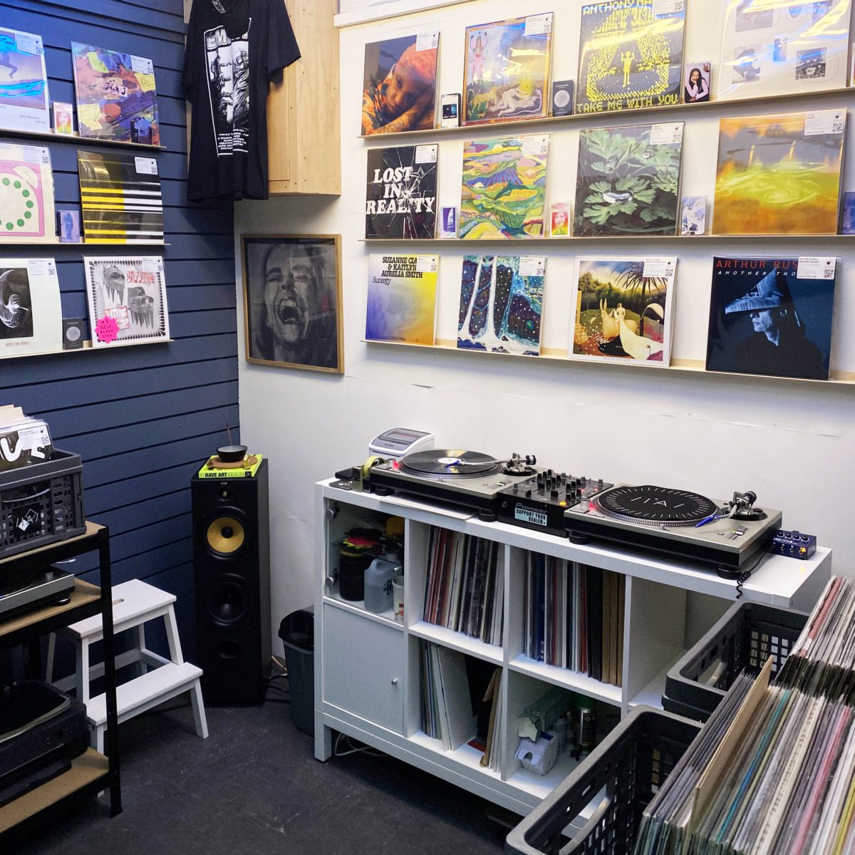 Mixcloud spotlights Inverted Audio Record Store, London's smallest ...